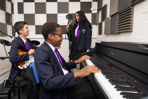 Pastoral and Achievement Support Assistant - Key Stage 4, Harrow - Tes Jobs