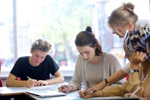 Part-Time Economics Teacher, Kensington and Chelsea - Tes Jobs