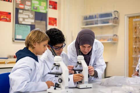 Science Technician, Ealing - Tes Jobs