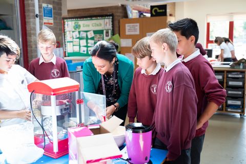 KS1 Class Teacher, OX28 5FZ - Tes Jobs