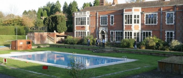 Teacher in an Outstanding SEN School & College Cranleigh, Surrey ...