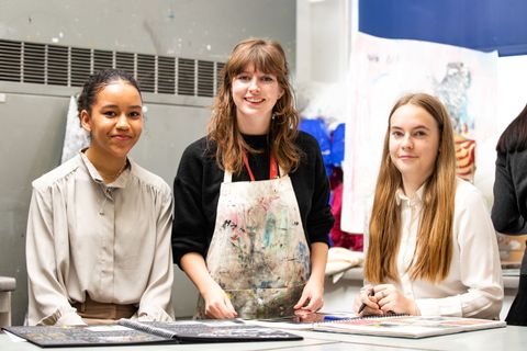 Librarian, Essex - Tes Jobs