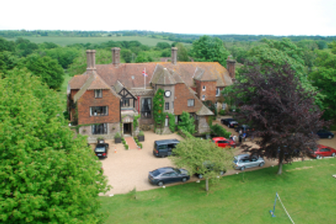 Resident Tutor/ House Parent, East Sussex - Tes Jobs