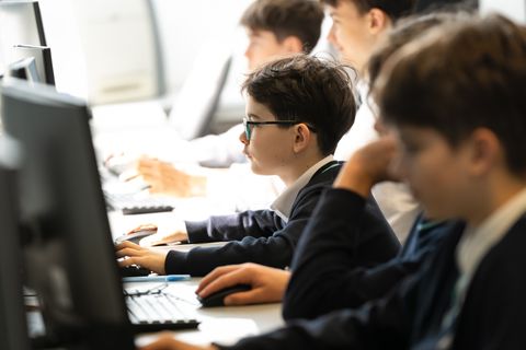 Teacher of Mathematics, Poland - Tes Jobs