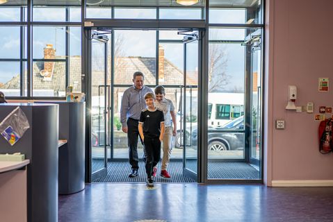 Primary Teacher (Alternative Provision), Leeds - Tes Jobs