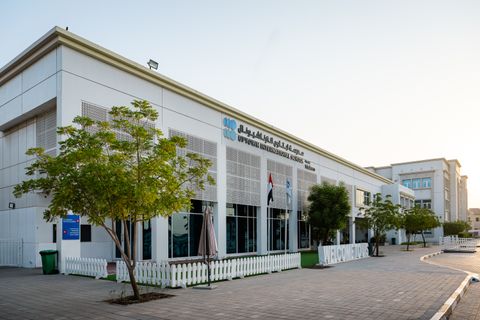 Primary Pe Teacher August 2025 Dubai Tes Jobs