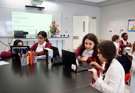 Secondary Mathematics Teacher (MYP/DP), Qatar - Tes Jobs