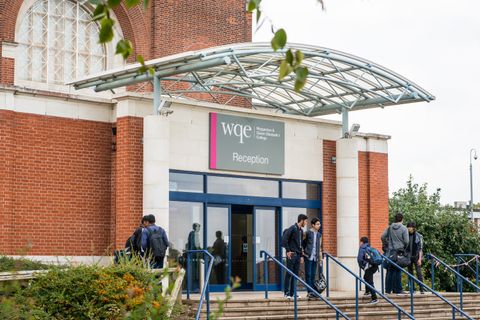 Print Services Officer, England - Tes Jobs