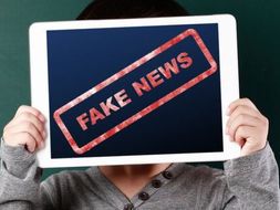 Fake News - reading comprehension | Teaching Resources
